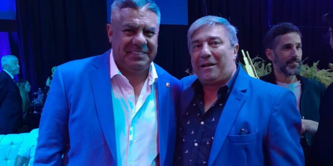 Premios Alumni 2022: el árbitro Gastón Monzón y Néstor Beltrame fueron premiados – El Ojo Web