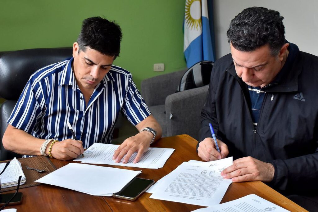 EMBALSE: LA MUNICIPALIDAD FIRMÓ UN ACUERDO HISTÓRICO PARA LA ...